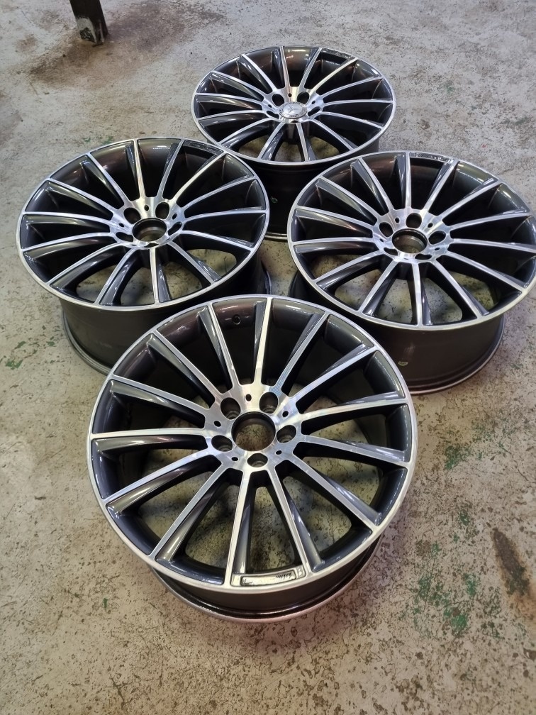 차종별중고휠타이어.국산.수입차.현대.기아.벤츠.Bmw.아우디.제너시스G80.RG3.더뉴카니발등 - 경기도 광주시 도척면 | 비즈프로필