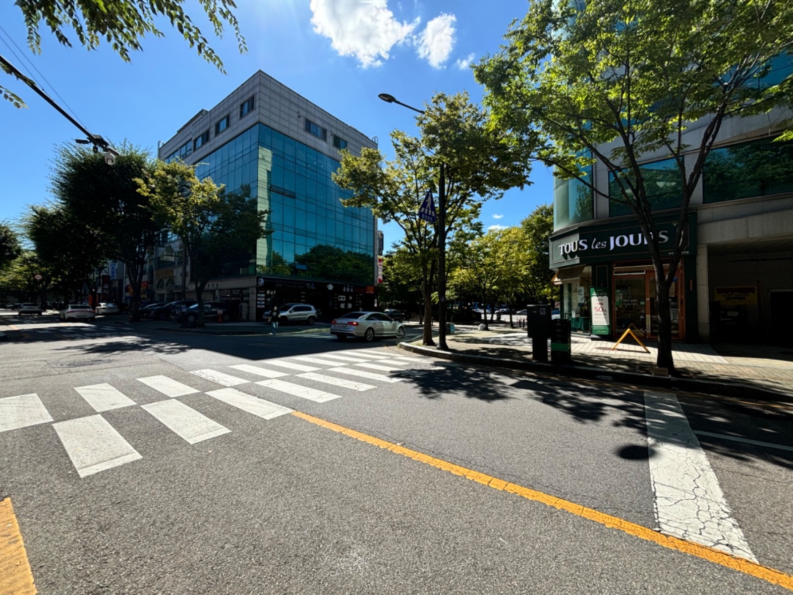복정동 메인도로 사거리 코너 입지최강 무권리 점포10월 중순부터 무권리 경기도 성남시 수정구 위례동 비즈프로필