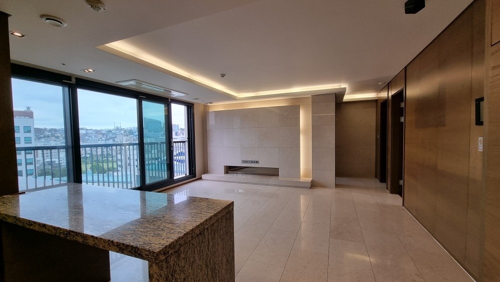 한남더힐 26A 월세 가격 조정 - 서울특별시 강남구 청담동 | 비즈프로필