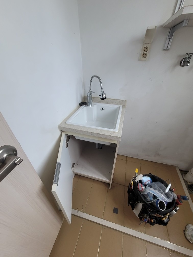 광양 중동 대광로제비앙3차 아파트 세탁실 싱크대 철거 작업 사례 전라남도 광양시 중동 주택수리종합 당근 비즈 소식