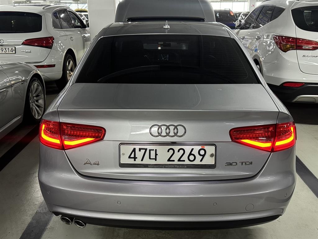 2015 아우디 A4(4세대) 30 TDI 다이나믹 1,028만원 중고차 효율적인 연료 소비와 뛰어난 성능을 동시 - 경기도 광주시 탄벌동 | 비즈프로필