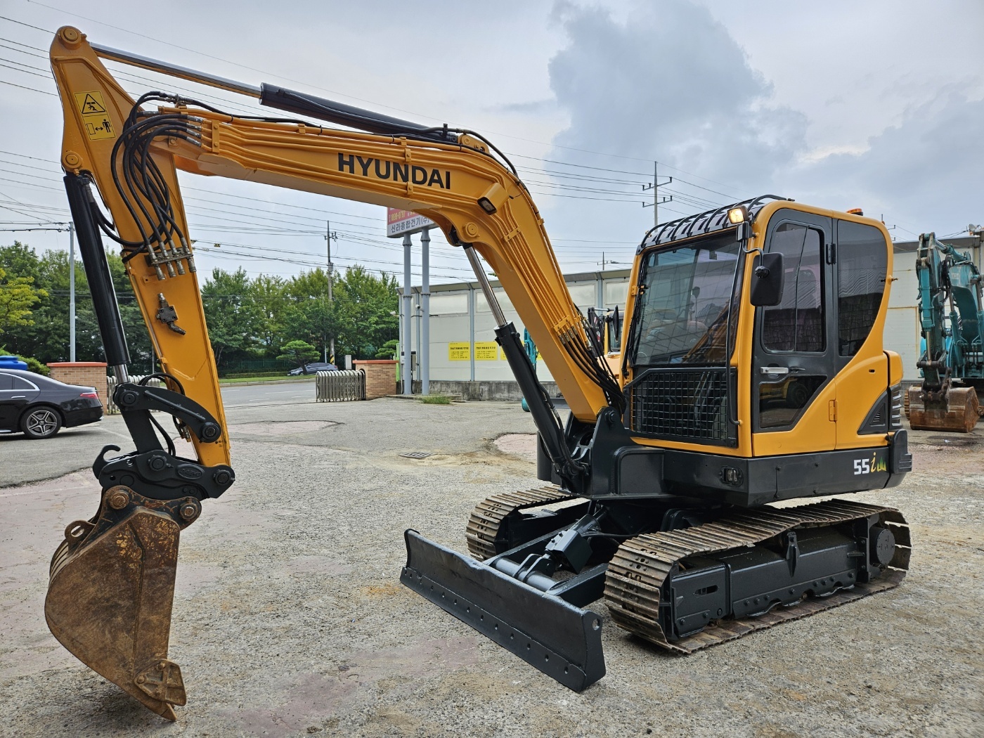 판매완료 현대 R55i 2015년식 회전라인 비례제어 발판겸용 02 중고굴삭기 | 경상북도 김천시 응명동 | 중고차매매 | 당근 ...