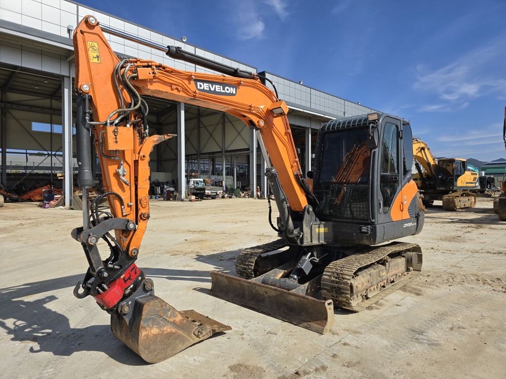 두산 DX55MT 5K 2020년식 회전링크 코끼리집게 02 중고굴삭기 | 경상북도 김천시 응명동 | 중고차매매 | 당근 비즈 소식