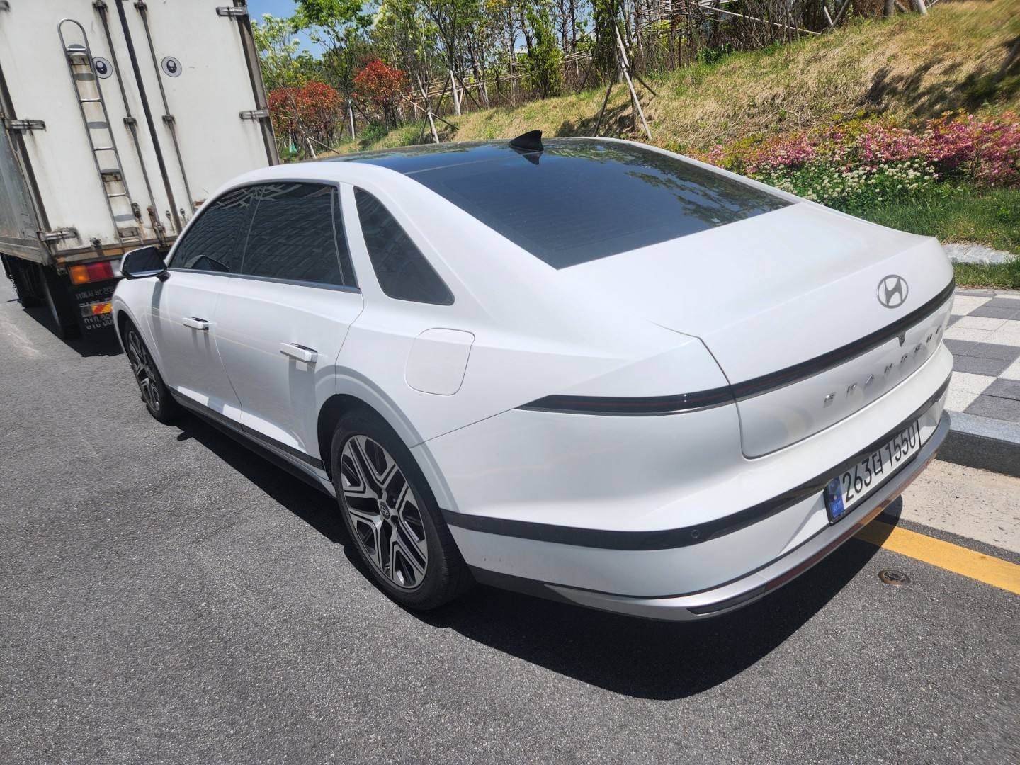 디 올 뉴 그랜저 GN7 1.6T HEV FWD 익스클루시브 | 광천동 | 당근 중고차