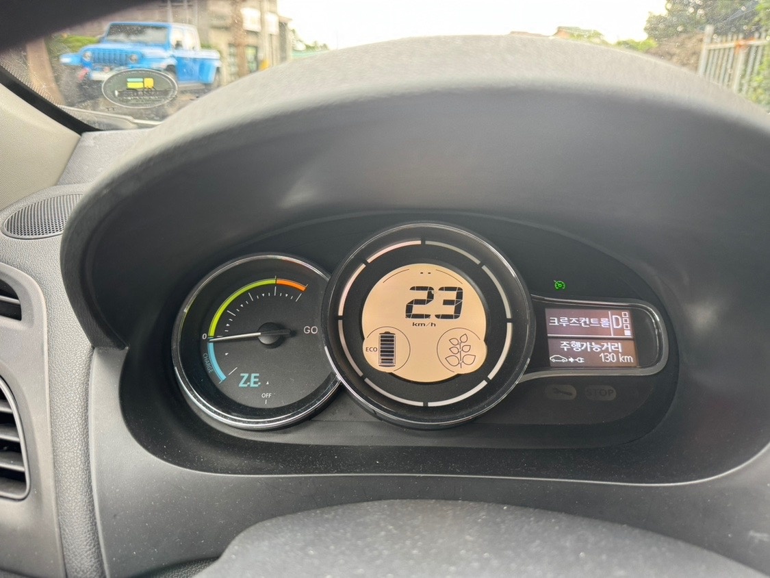 SM3 Z.E BEV(22kWh) FWD RE(135km) | 성산읍 | 당근 중고차