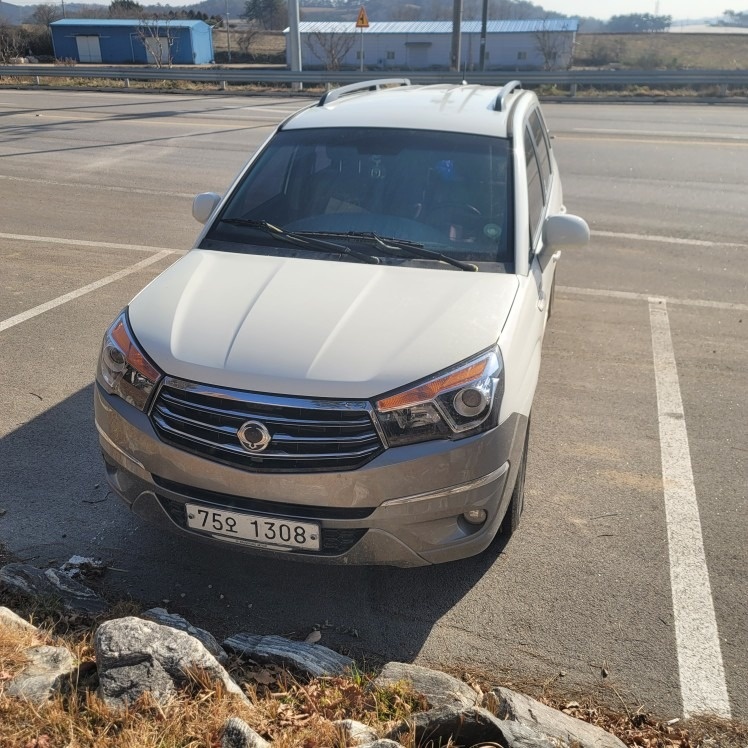 코란도 투리스모 A150 11인승(디젤 2.0) 4WD GT | 영광읍 | 당근 중고차