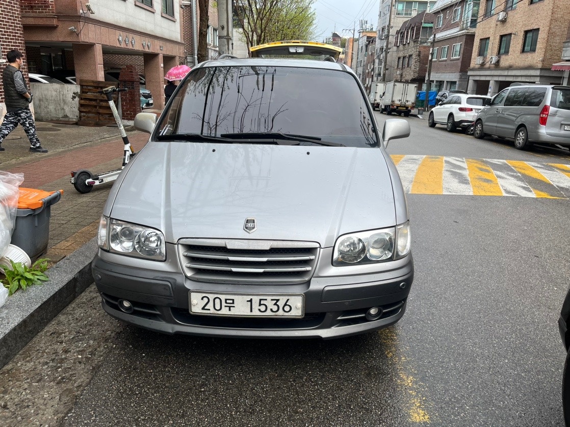 트라제 XG FO 9인승 2.0 디젤(VGT) 골드 최고급 | 사동 | 당근 중고차