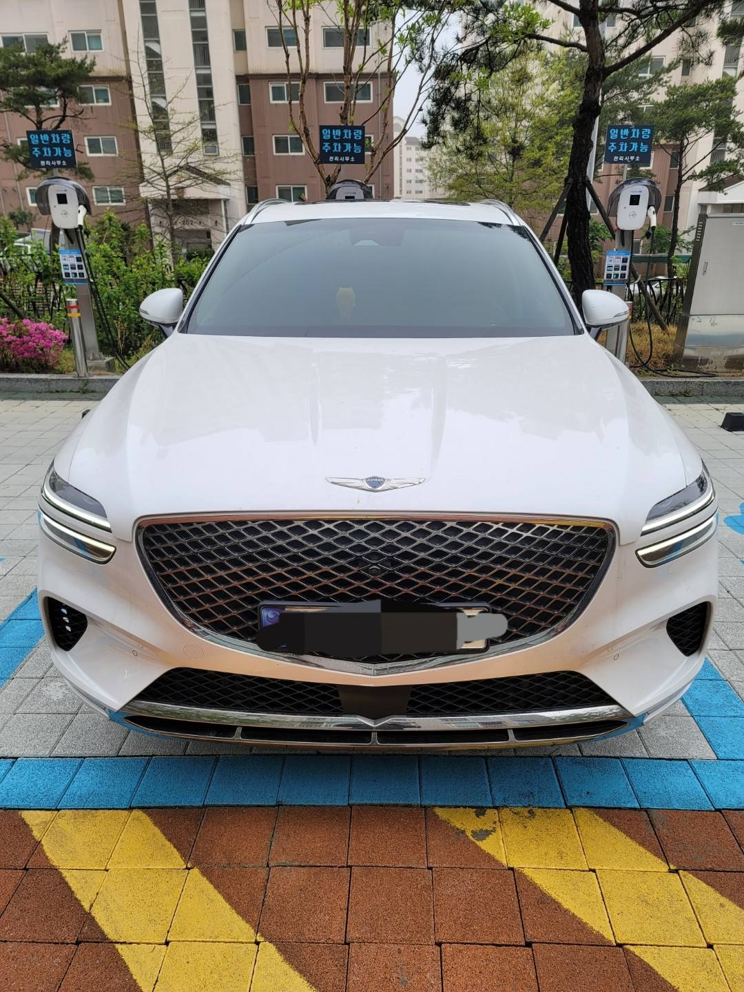 GV70 JK1 5인승(디젤 2.2) RWD 18인치 (기본디자인) | 남산동 | 당근 중고차