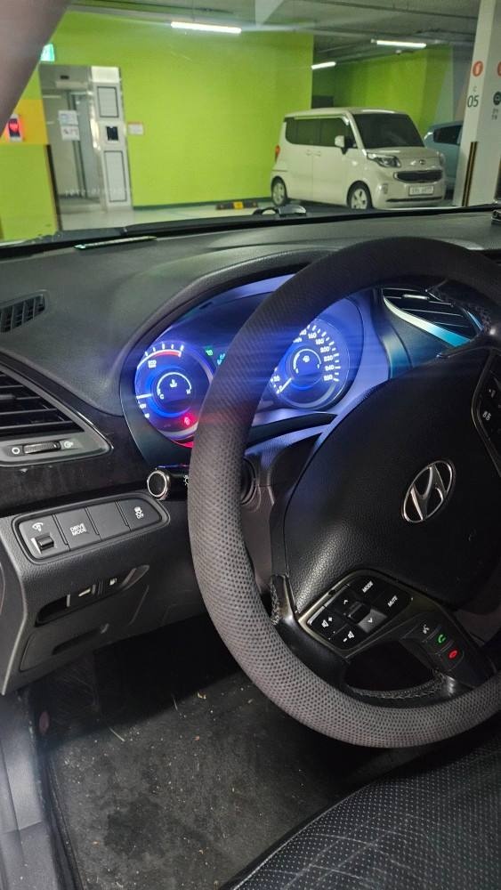 그랜저 HG HEV 2.4 FWD 프리미엄 컬렉션 | 비봉면 | 당근 중고차