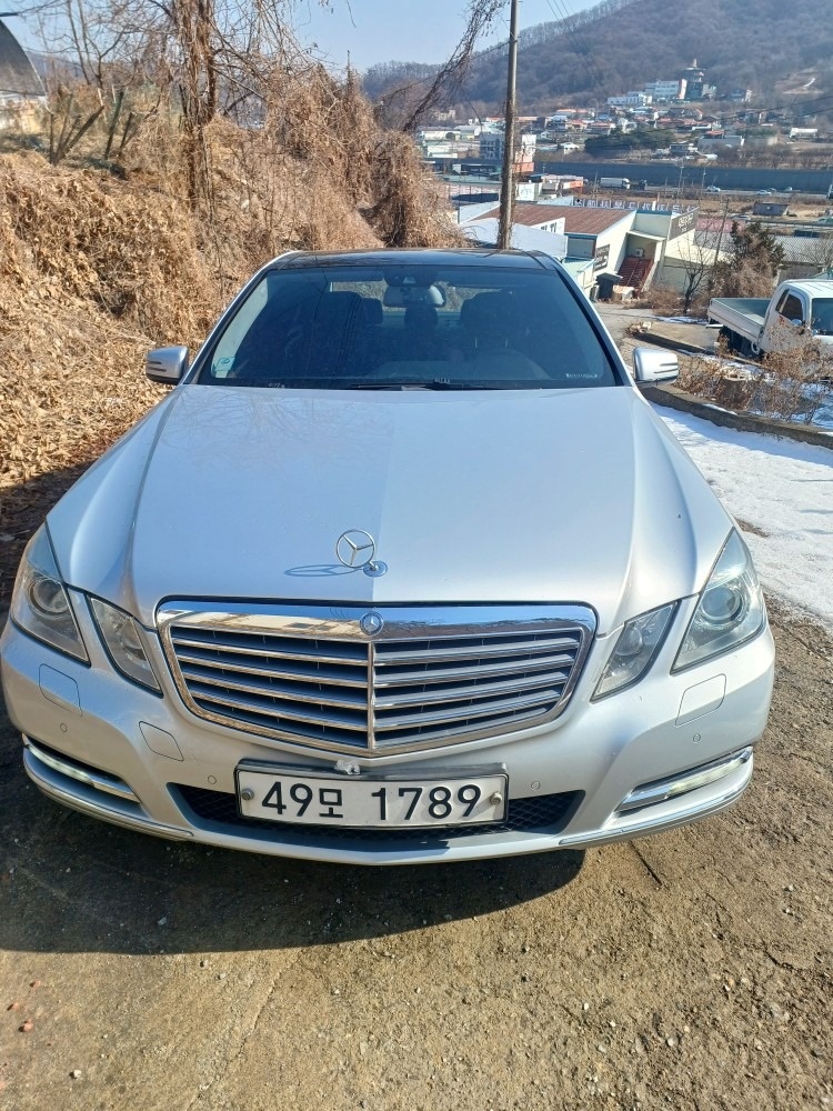 E 클래스 W212 E300 후기형 (252마력) | 남이면 | 당근 중고차