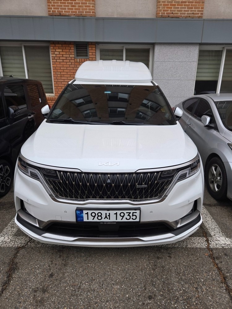 카니발 4세대 KA4 9인승(가솔린 하이리무진) FWD 시그니처/ 케이씨모터스노블클라쎄카니발하이리무진L9 | 비산3동 | 당근 중고차