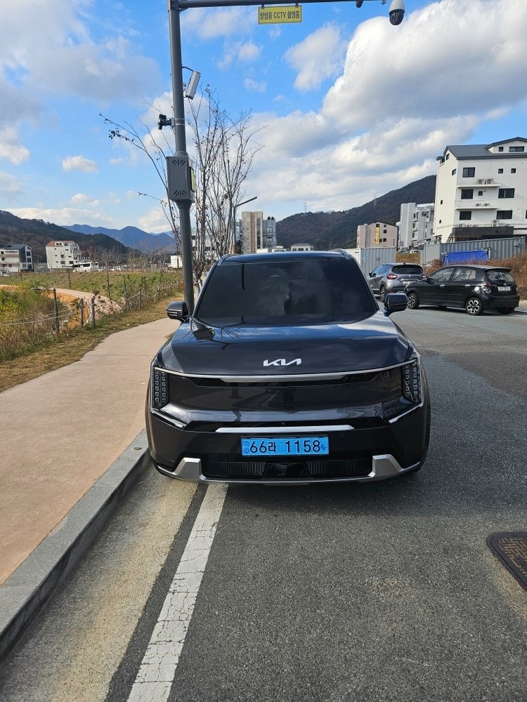 EV9 MV1 BEV(99.8kWh) RWD 어스(7인승) | 동면 | 당근 중고차