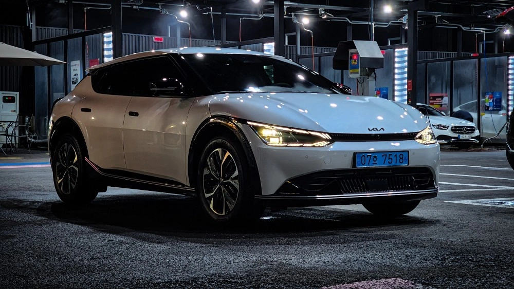 EV6 CV BEV(롱레인지/77.4kWh) RWD 어스(470km) | 죽전1동 | 당근 중고차