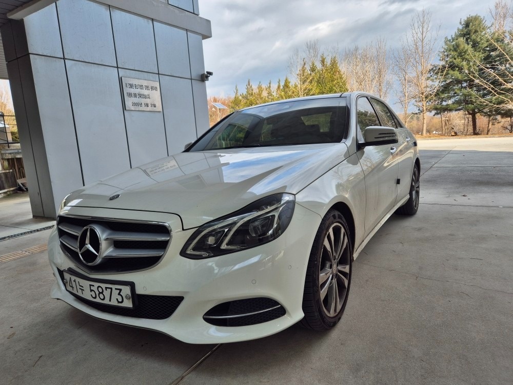 E 클래스 W212 E300 4Matic 후기형 (252마력)아방가르드 | 용산동2가 | 당근 중고차