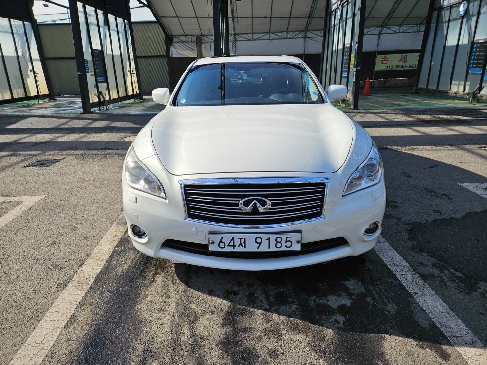 M Y51 3.7 RWD (333마력) | 비전동 | 당근 중고차