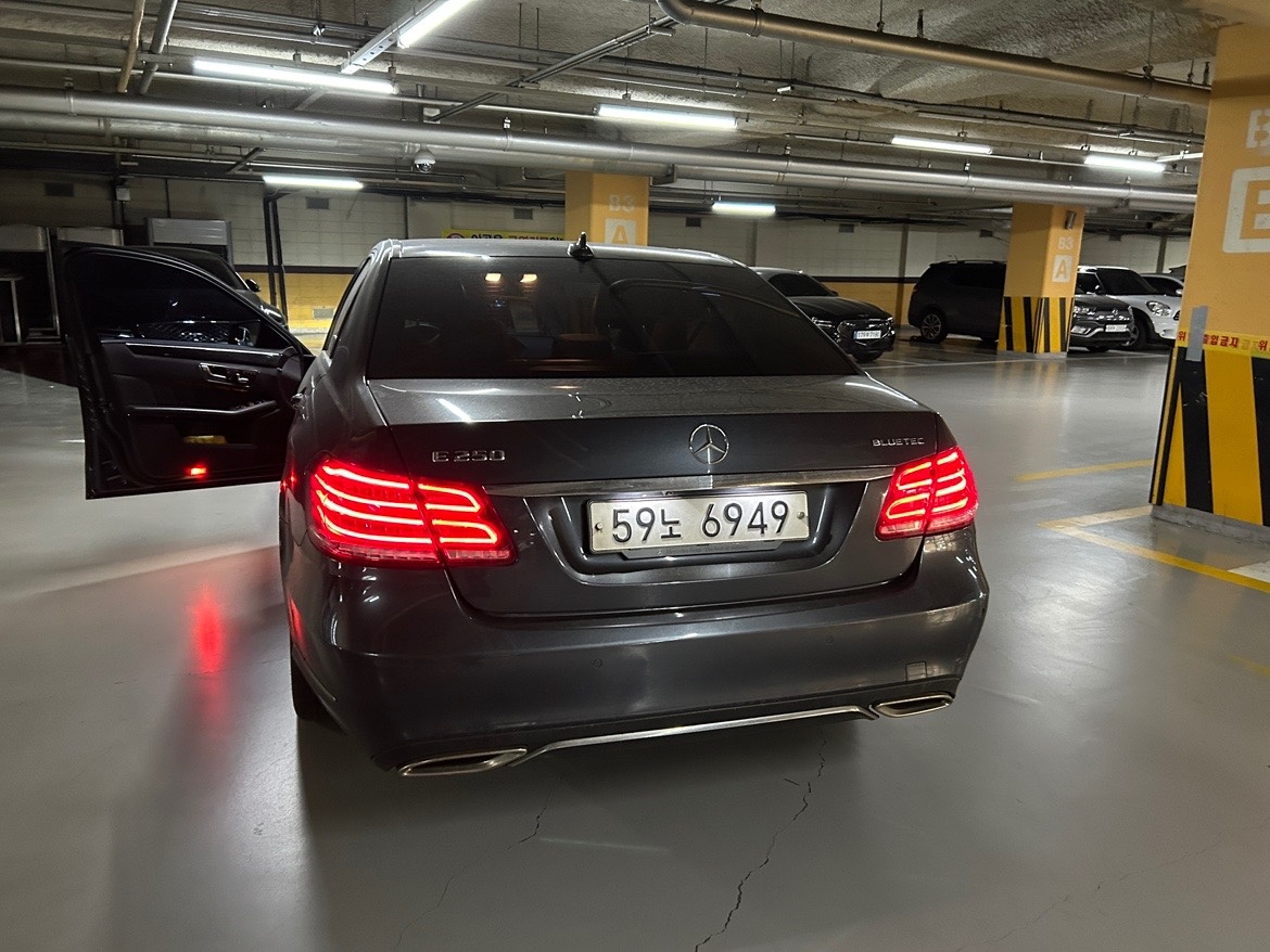 E 클래스 W212 E250 블루텍 4Matic 후기형 (204마력)아방가르드 스포츠 패키지 | 신도림동 | 당근 중고차