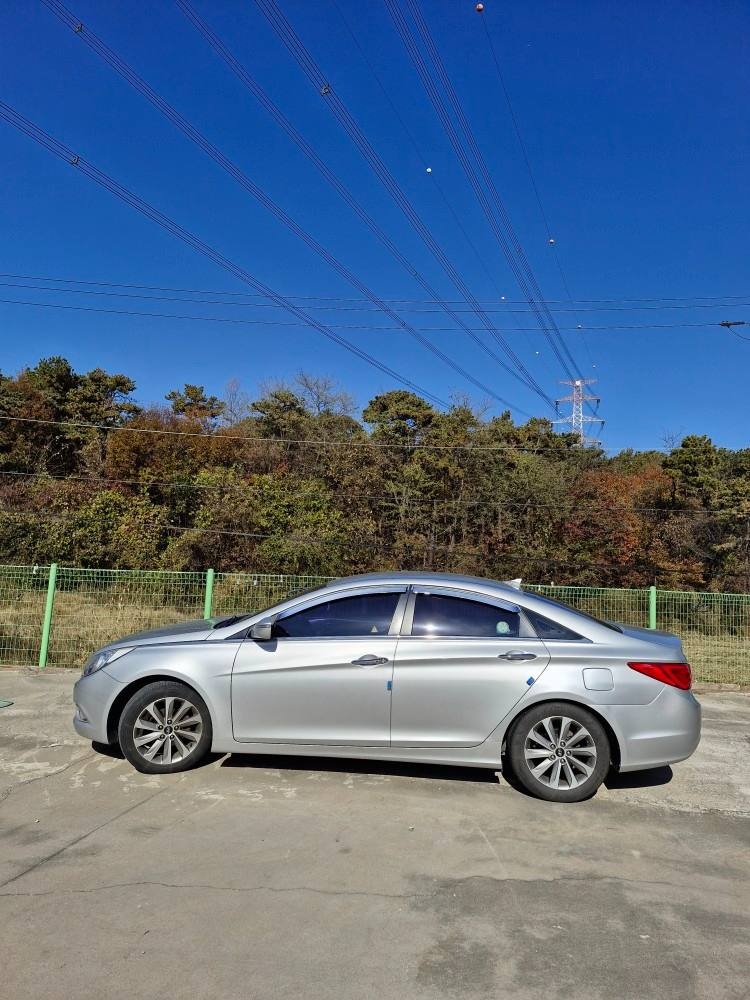 YF 쏘나타 더 브릴리언트 2.0 CVVL FWD 어트랙션 | 향남읍 | 당근 중고차