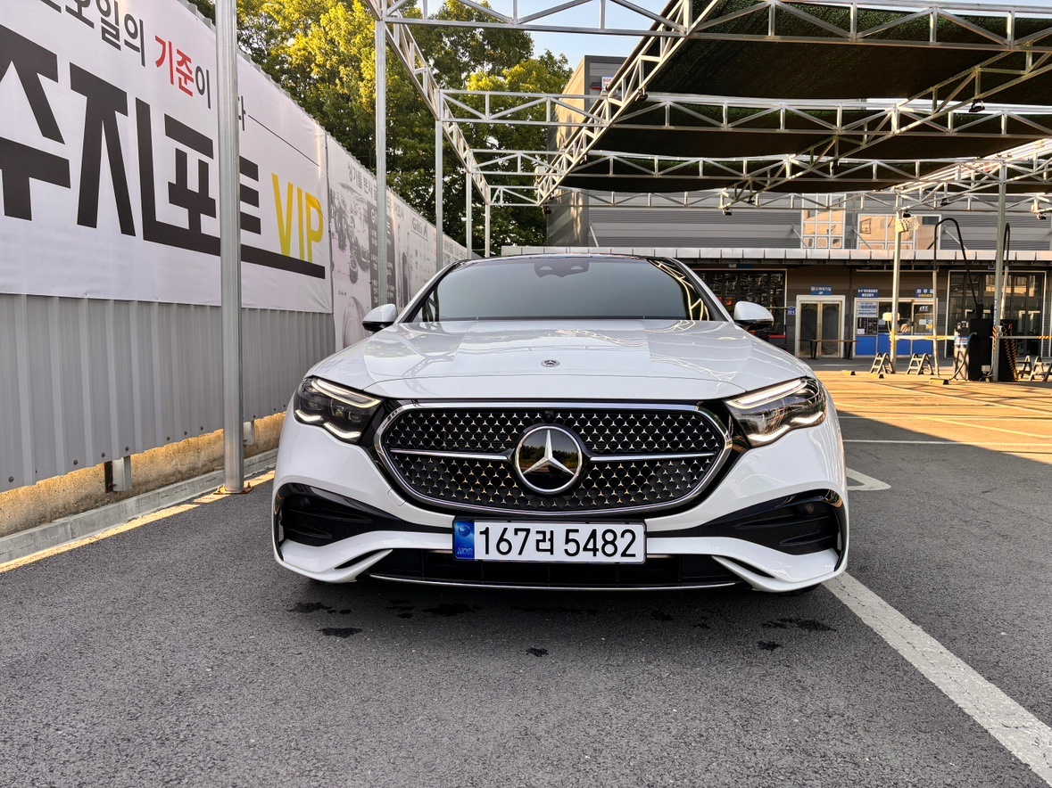 E 클래스 W214 E300 4Matic 전기형 (258마력)AMG Line | 중앙동 | 당근 중고차