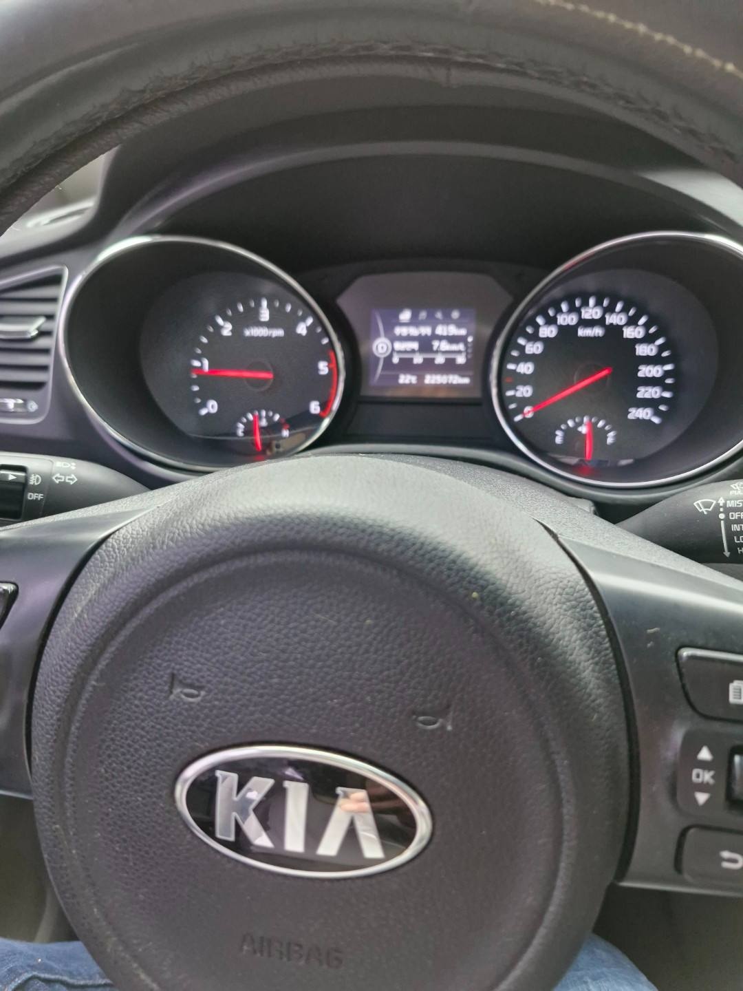 올 뉴 카니발 YP 9인승 (디젤 2.2) FWD 럭셔리 | 봉천동 | 당근 중고차