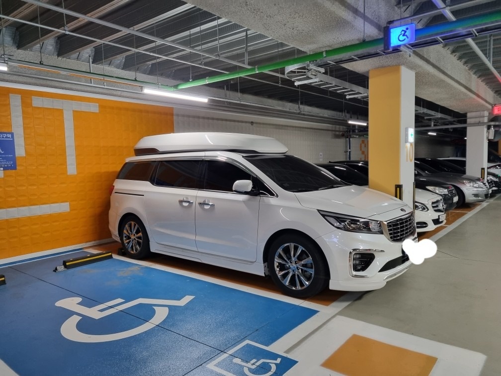 더 뉴 카니발 YP 9인승 (가솔린 하이리무진) FWD 노블레스 스페셜 | 서초4동 | 당근 중고차