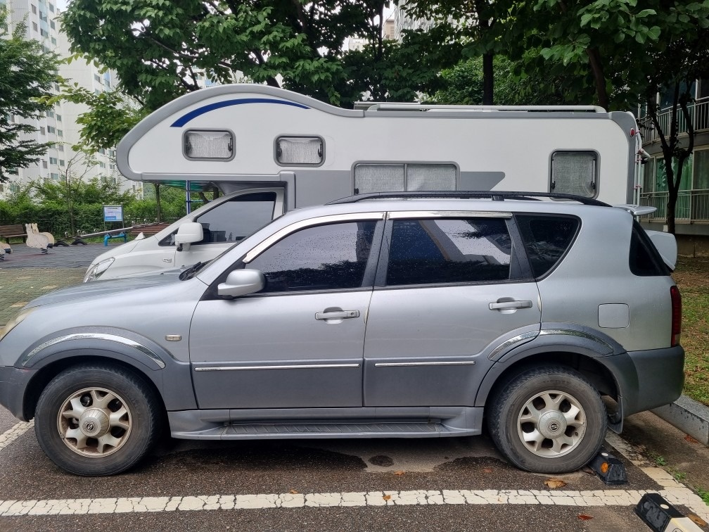 뉴 렉스턴 Y200 7인승(디젤 RX5 EDi) 4WD 고급 | 서초4동 | 당근 중고차