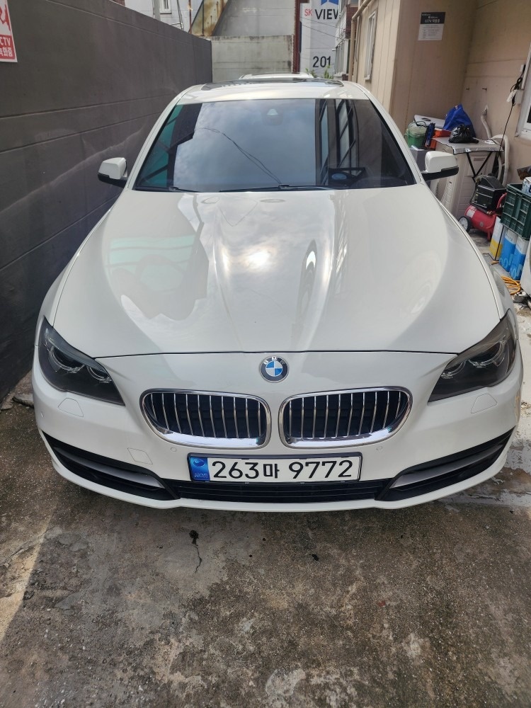 BMW 5시리즈 F10 520d (184마력)