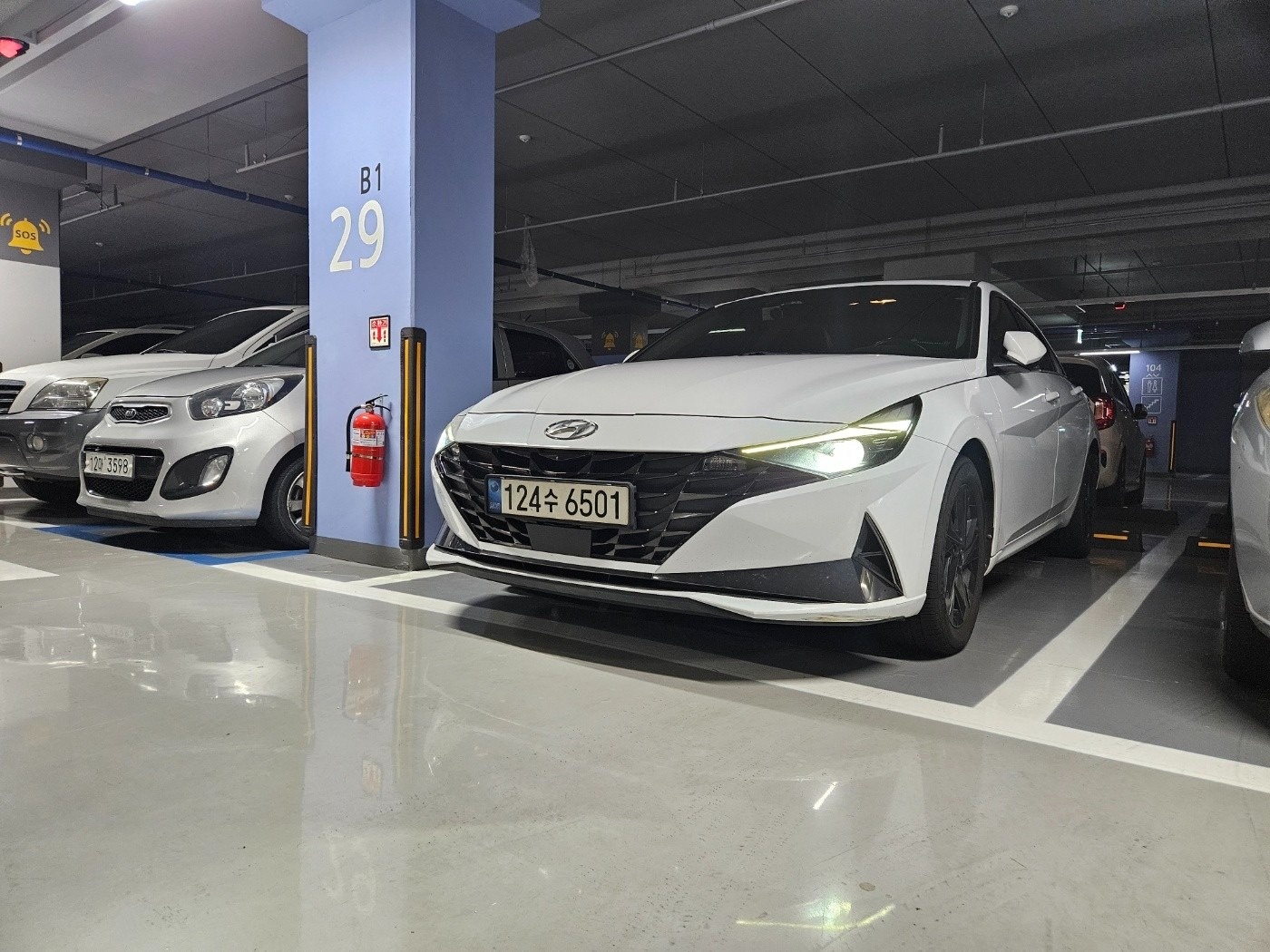 현대 아반떼 CN7 HEV 1.6 모던