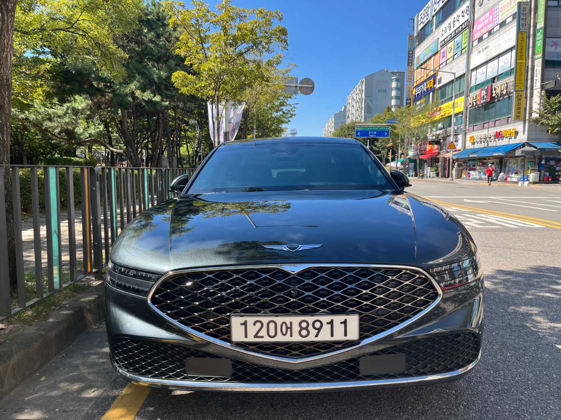 제네시스 G90 Rs4 4인승 3 5t Awd 20인치 다이아몬드 Sds