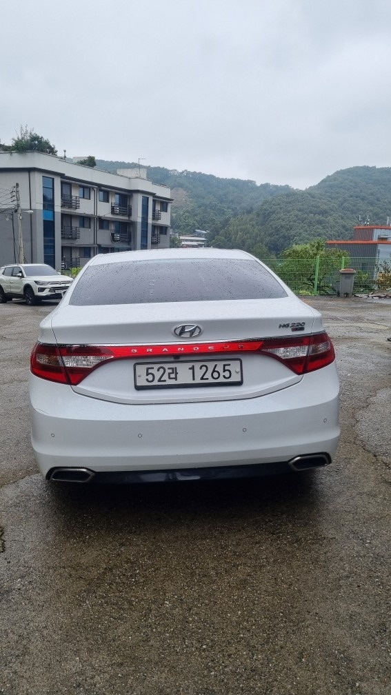 그랜저 HG HG220 디젤 FWD 모던 컬렉션 | 서초4동 | 당근 중고차