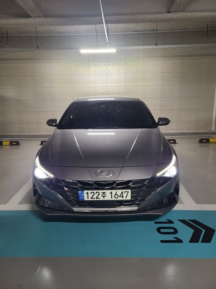 현대 아반떼 CN7 1.6 GDi 모던