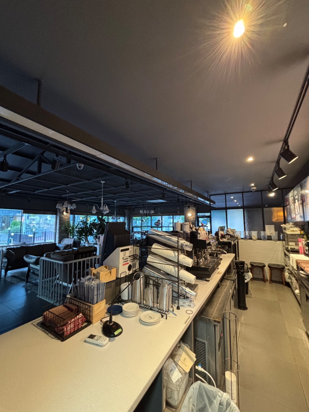 DUTCH&BEAN(노형점)카페에서 파트타이머 구합니다 | DUTCHNBEAN | 노형동 | 당근 알바