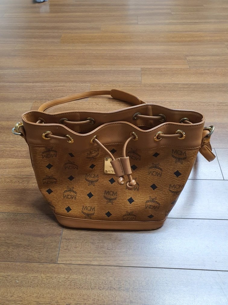 MCM 토트엔크로스백 | 당근 중고거래