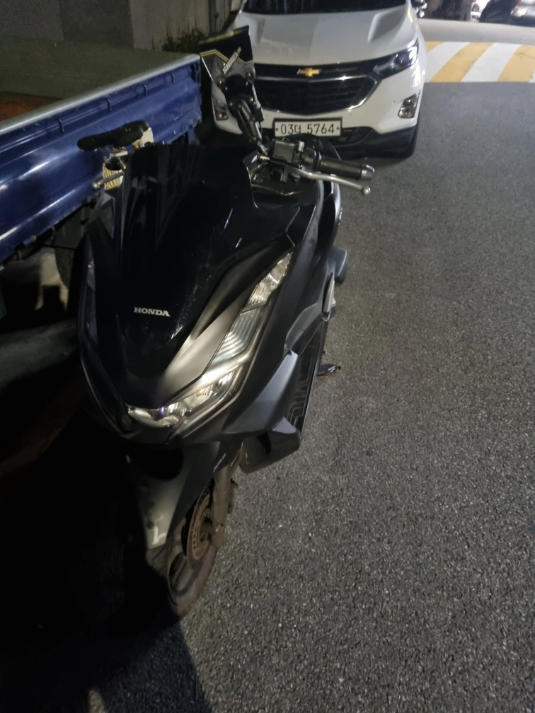 21년식 깔끔한 pcx 2만대 ... | 당근 중고거래