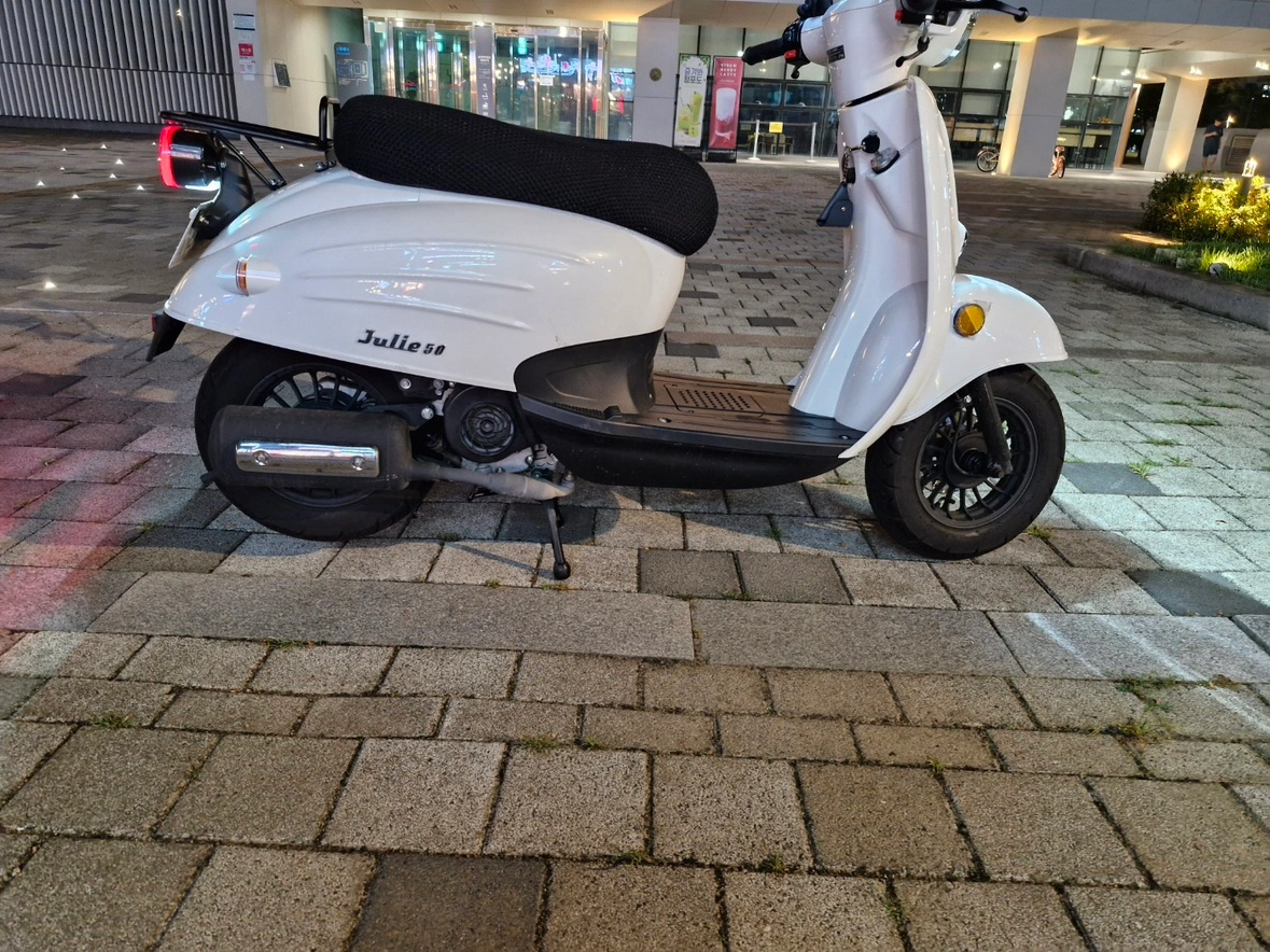25년식 쥴리50 유로5 스쿠터/50cc/ Julie50 / 에코로 포니 와코ev-e7s | 스포츠/레저 | 당근 중고거래