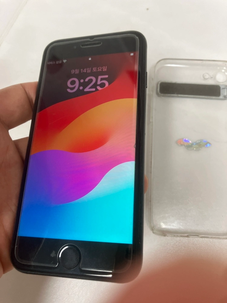 아이폰 se2 128 검정. 15만 | 당근 중고거래