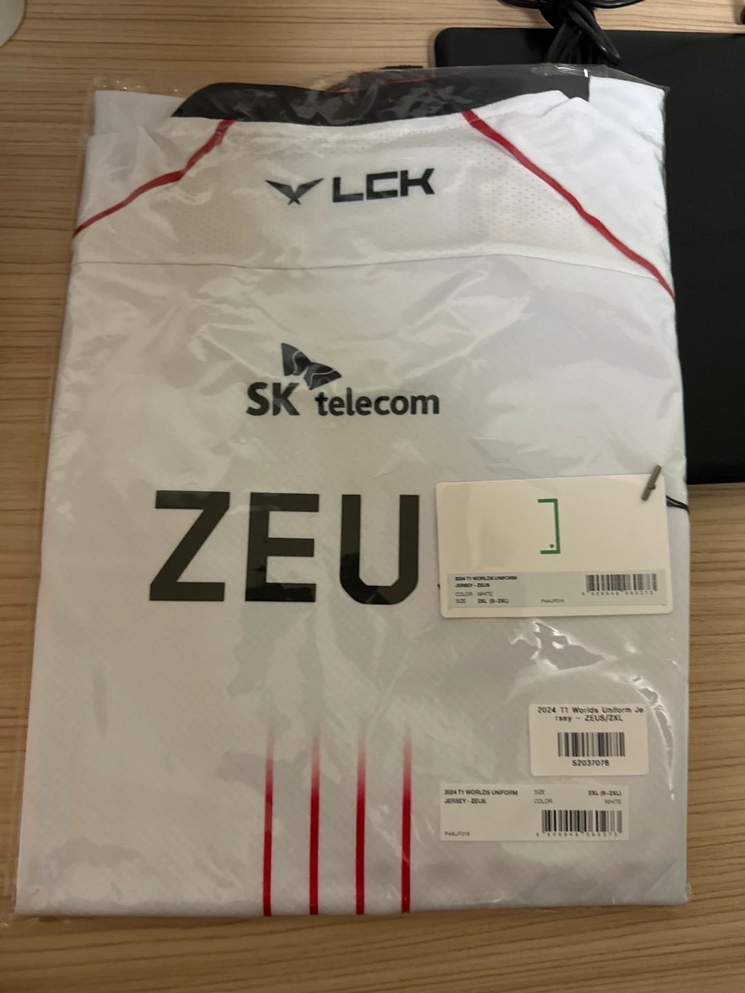 티원 T1 월즈 제우스 유니폼 2xl 정가양도합니다. | 하대원동 | 남성패션/잡화 | 당근 중고거래