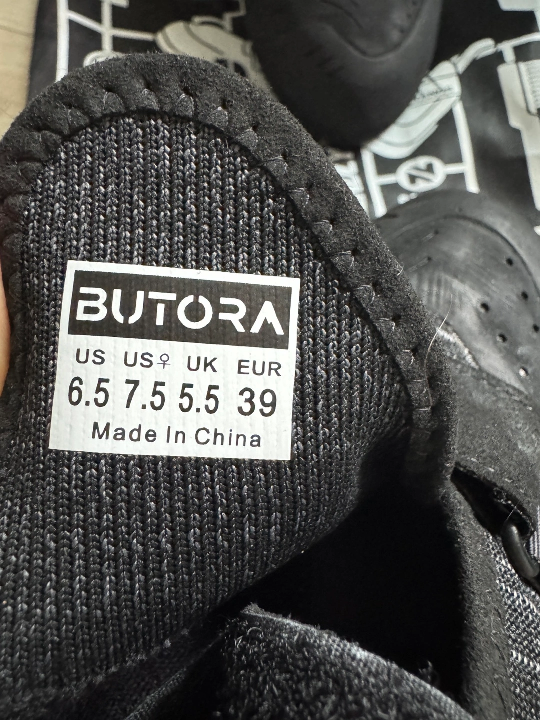 부토라 새내기 클라이밍화 uk5.5 | 당근 중고거래