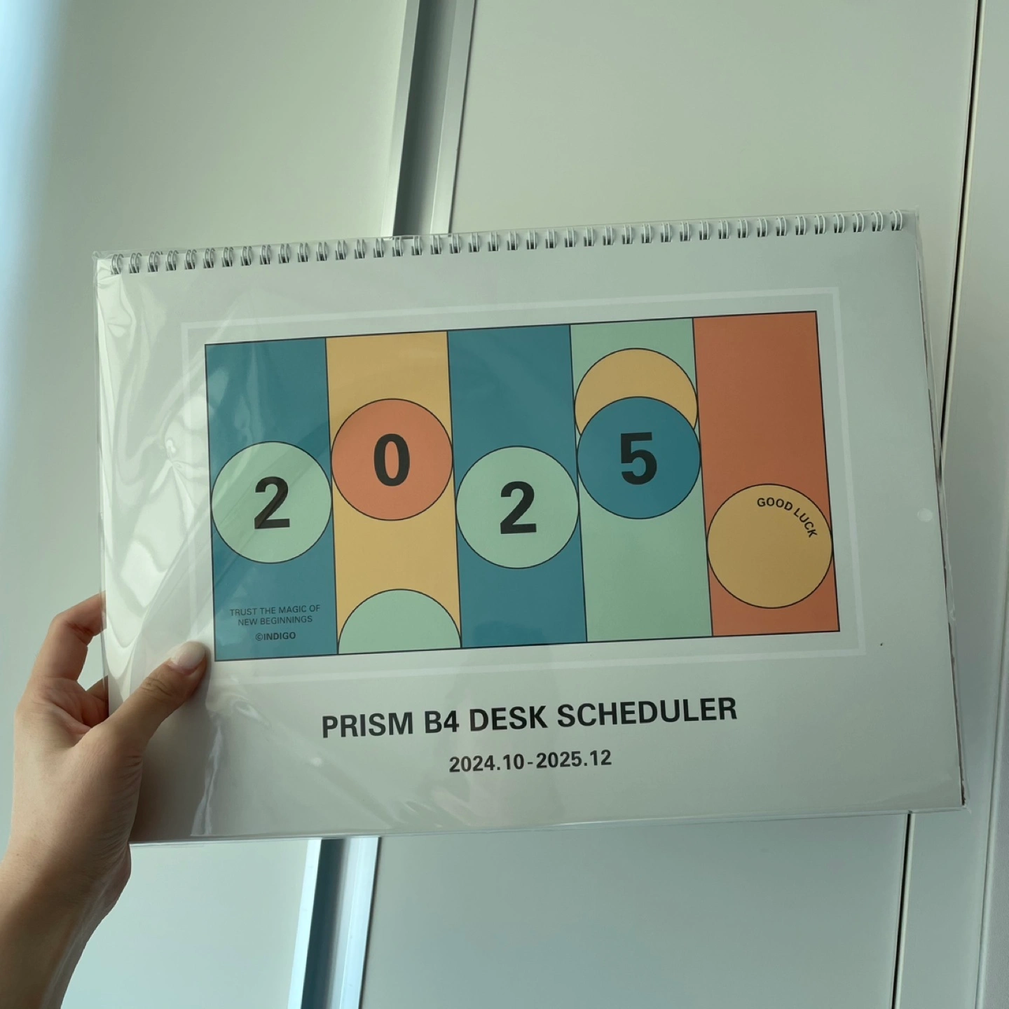 인디고 2025 프리즘 대형 B4 데스크 스케줄러(캘린더) 새상품 | 방배동 | 취미/게임/음반 | 당근 중고거래