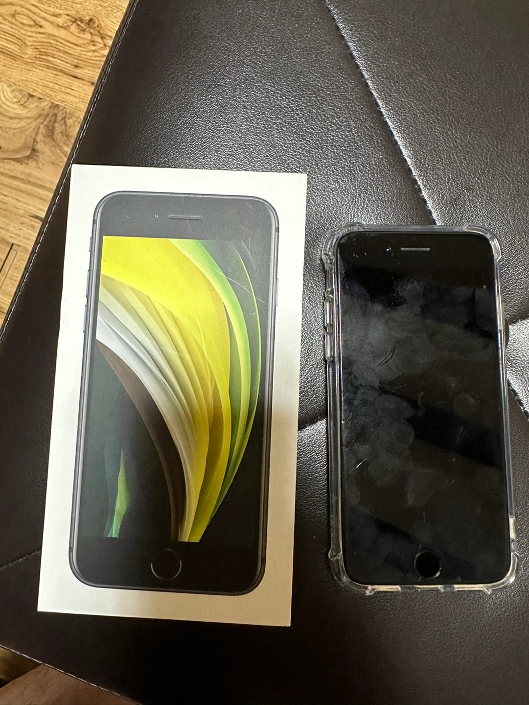 아이폰se2 64g 블랙 팔아요~^^ | 당근 중고거래