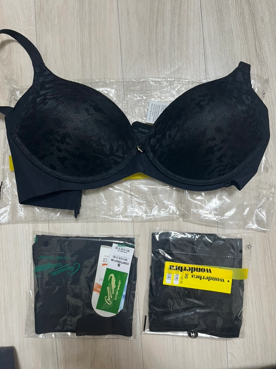 새상품) 원더브라+팬티2장 75C, 75B | 양재2동 | 여성잡화 | 당근 중고거래
