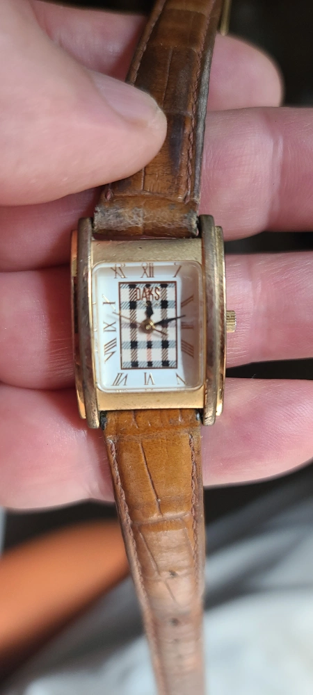 DAKS 쿼츠시계 | 당근 중고거래