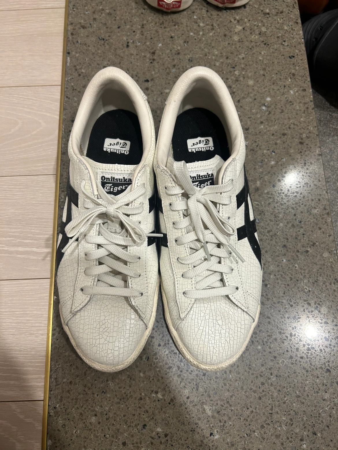 오니츠카 타이거 운동화 (us8... | 당근 중고거래