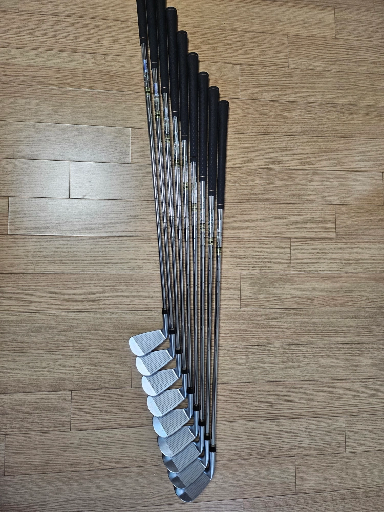 브리지스톤 v300 6세대 아이언 | 스포츠/레저 | 당근 중고거래