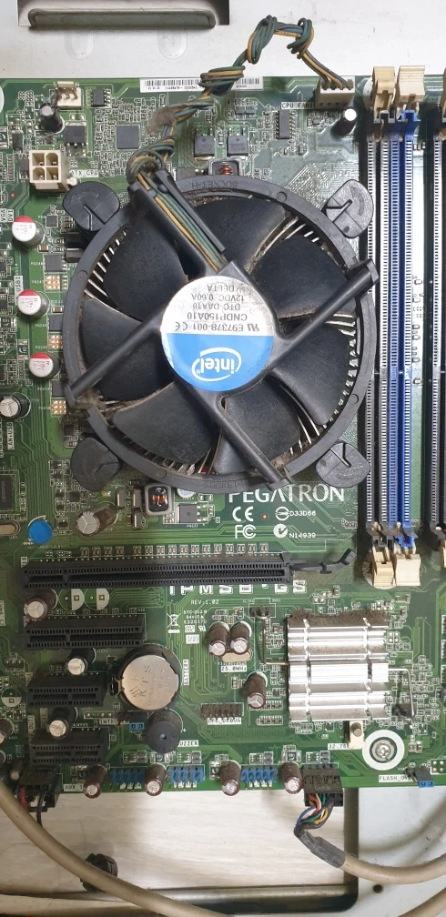컴퓨터부품 500파워 600파워 4g램2개 그레픽카드 Ddr3 파워서플라이 컴퓨터파워 안양3동 디지털기기 당근 중고거래 