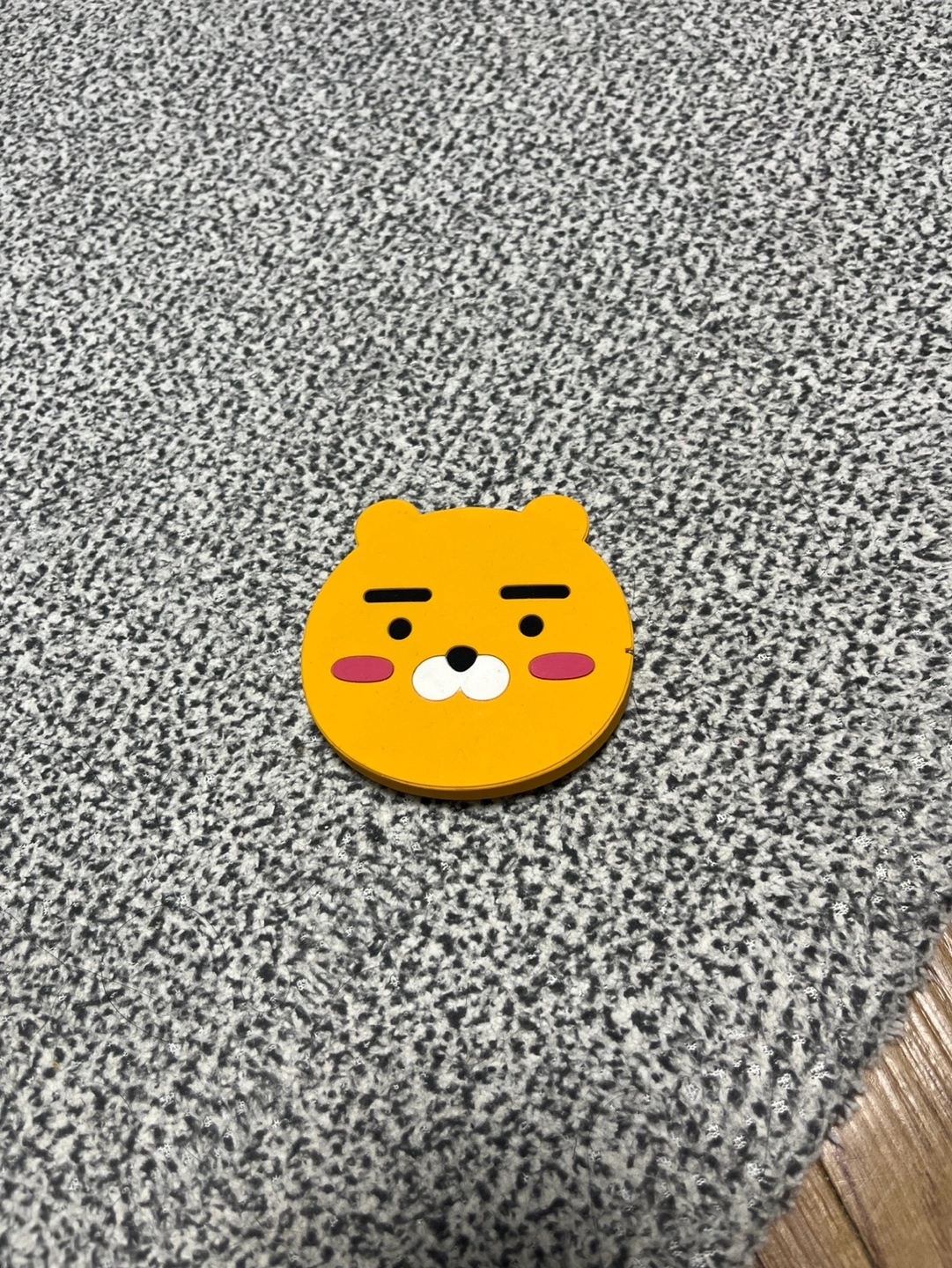 카카오 라이언 무선충전패드 | 서림동 | 디지털기기 | 당근 중고거래