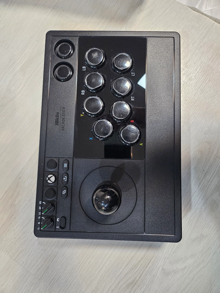 8bitdo 조이스틱(Xbox,pc) 판매합니다 | 왕조1동 | 디지털기기 | 당근 중고거래