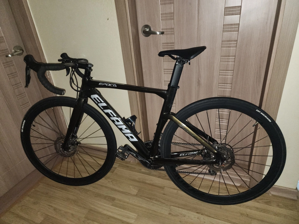 2023 엘파마 에포카 e2000d (에어로 로드자전거) + 전조등, 후미등 / 급처 | 주성동 | 스포츠/레저 | 당근 중고거래