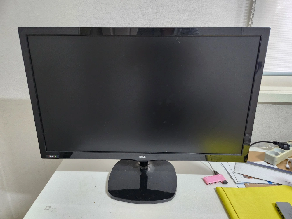 LG TV겸용 IPS패널 27인치 모니터 27MT57D, 리모컨 포함 | 장지동 | 디지털기기 | 당근 중고거래