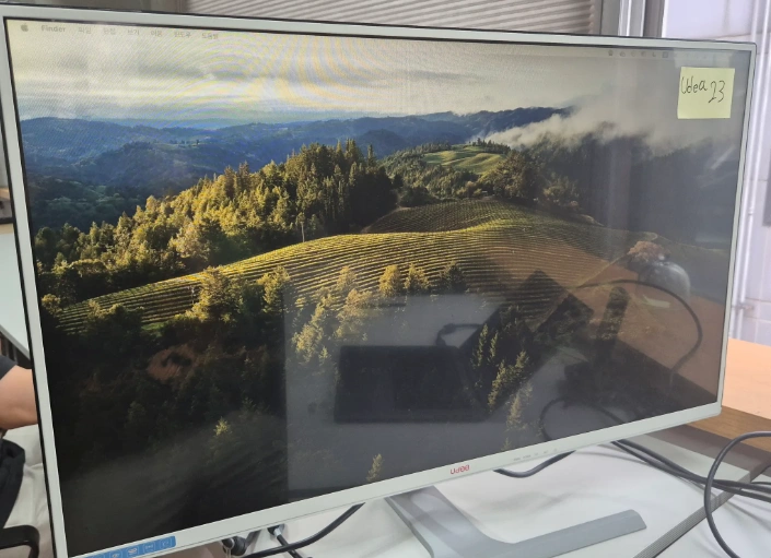 Udea 32인치 모니터 싸게 처분합니드. | 신사동 | 생활가전 | 당근 중고거래