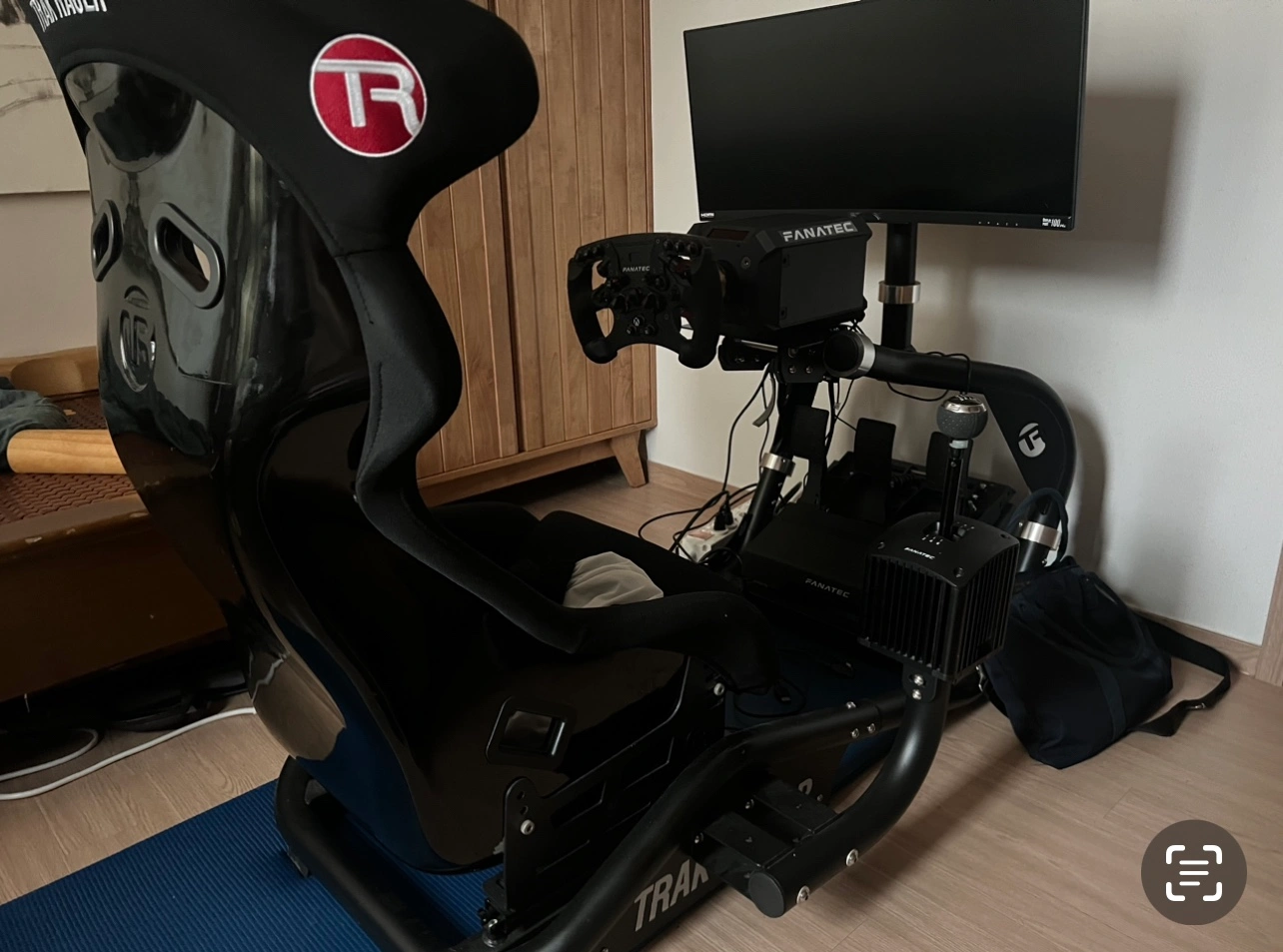 Trak racer tr8 mach3 트랙레이서 레이싱휠 거치대 | 염리동 | 취미/게임/음반 | 당근 중고거래